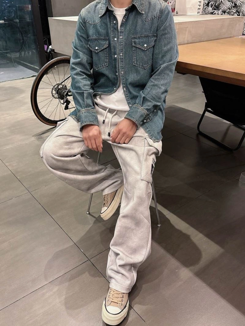 Value-priced Christian Dior Long Pants