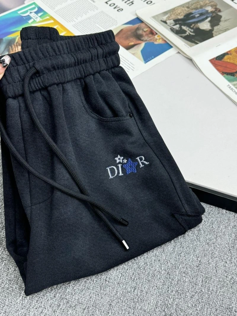 Indistinguishable Christian Dior Long Pants