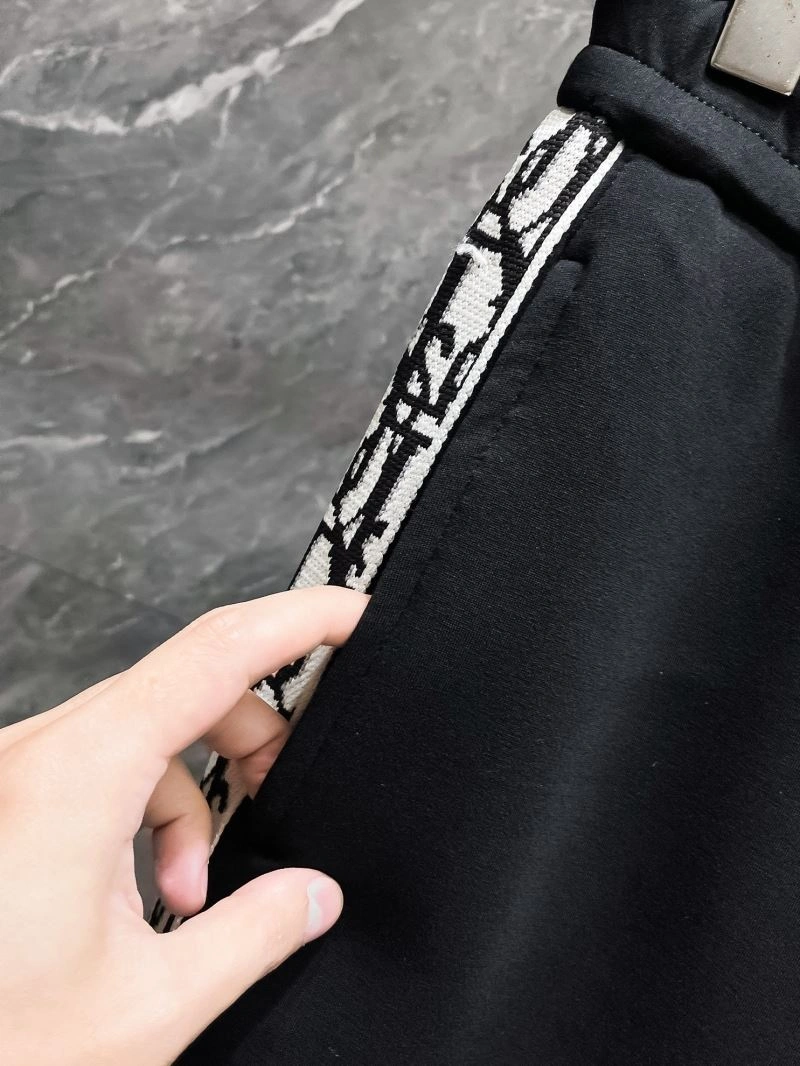 Bargain Christian Dior Long Pants