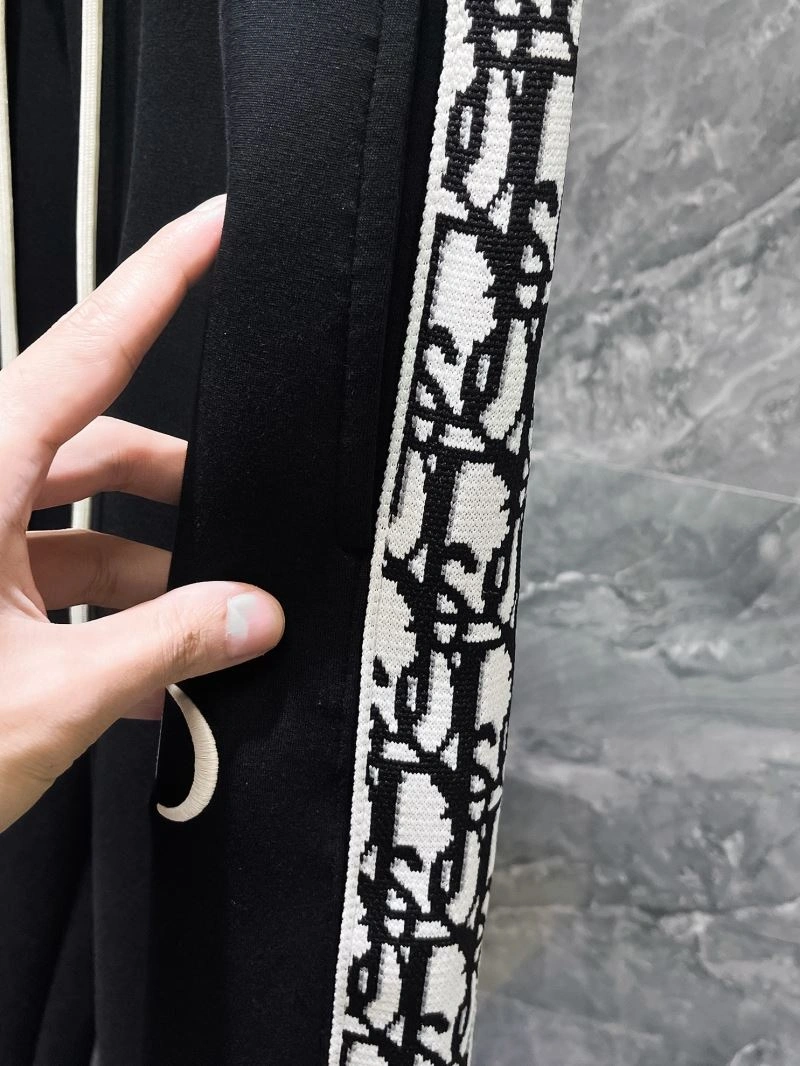 Bargain Christian Dior Long Pants