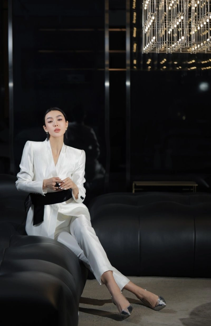 Value-priced Christian Dior Long Suits