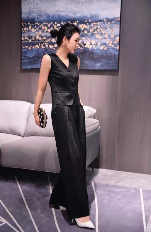 Inexpensive Christian Dior Long Suits