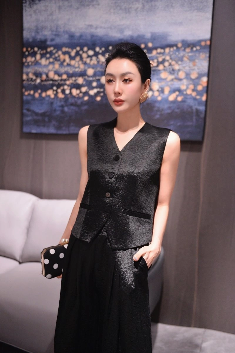 Inexpensive Christian Dior Long Suits