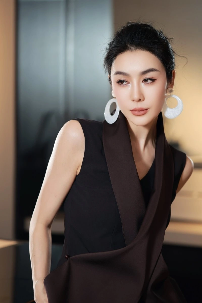 Brand-authenticated Christian Dior Long Suits