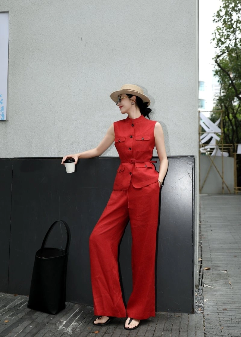 Accurate model Christian Dior Long Suits