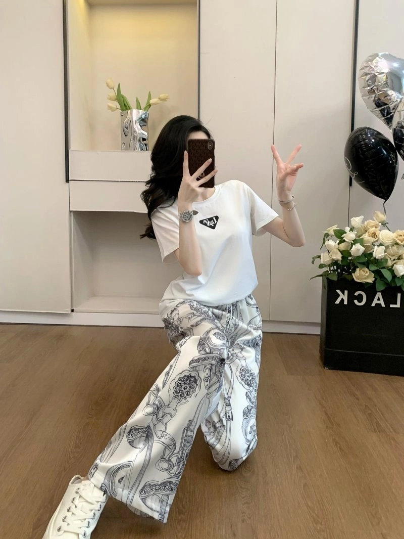 Exact replica Christian Dior Long Suits