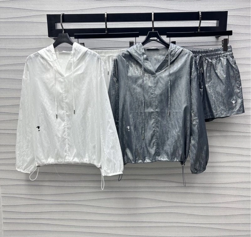 Top mirror Christian Dior Long Suits