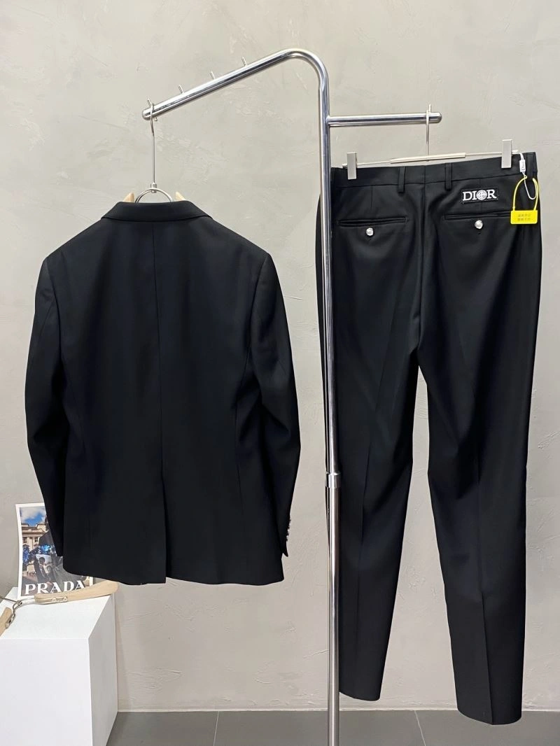 Top match Christian Dior Long Suits