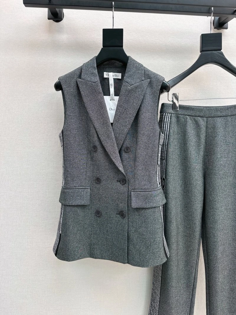Top match Christian Dior Long Suits