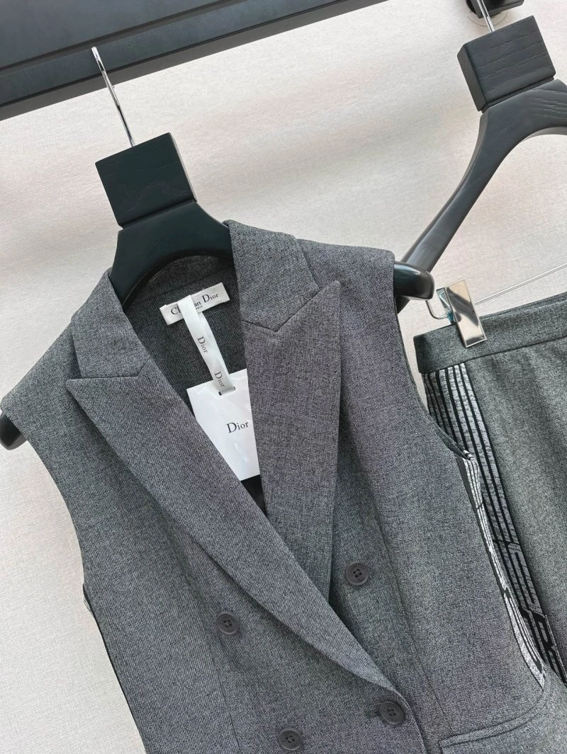 Top match Christian Dior Long Suits