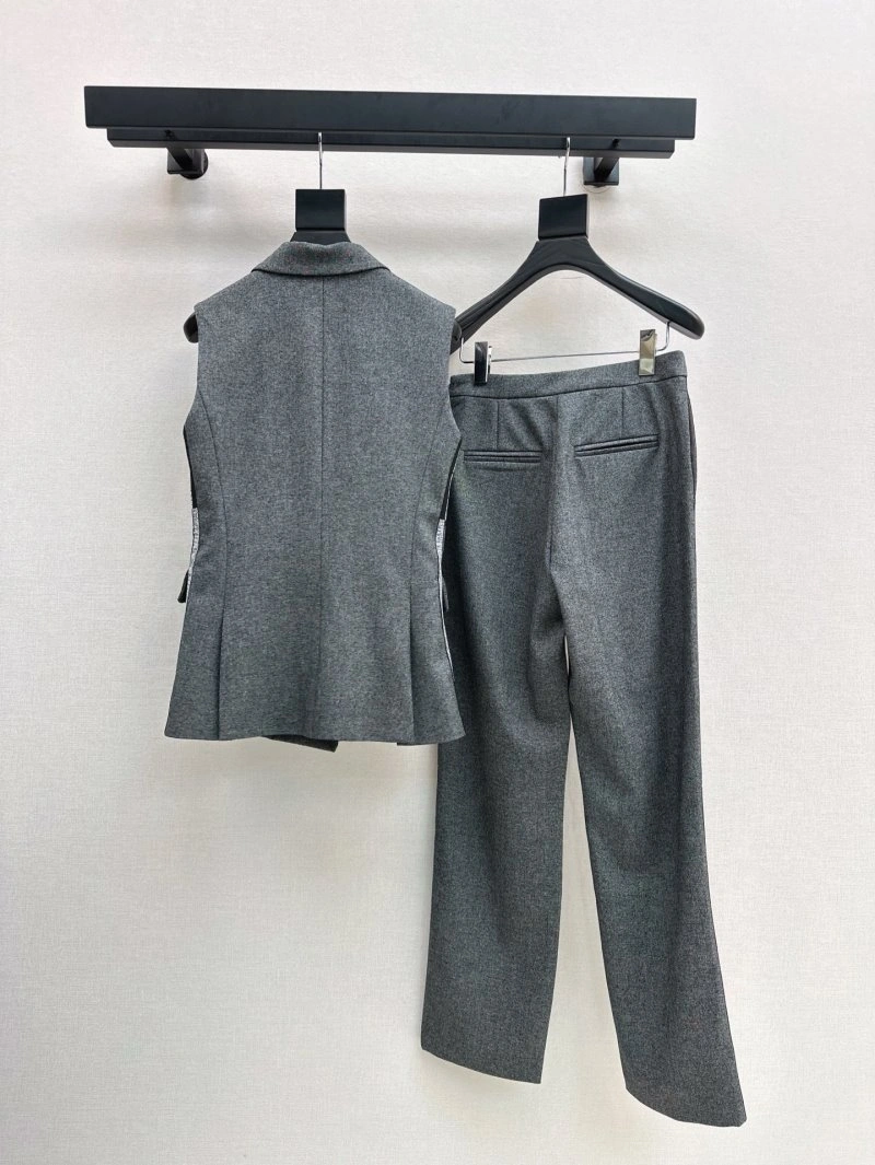 Top match Christian Dior Long Suits