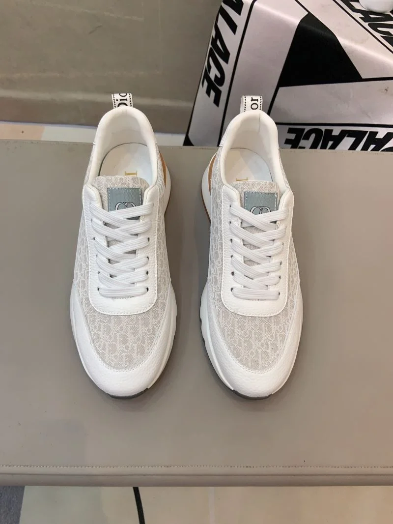 Bargain Christian Dior Low Shoes