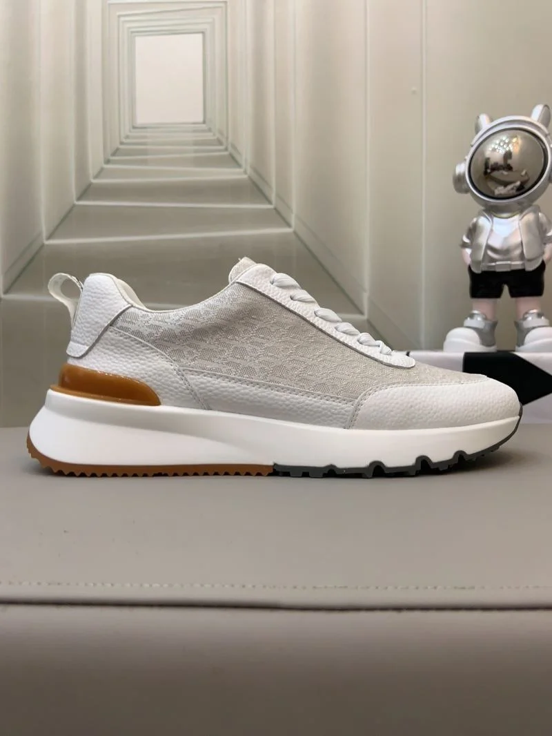 Bargain Christian Dior Low Shoes