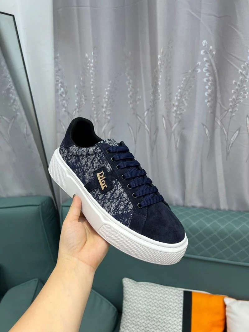 Top match Christian Dior Low Shoes