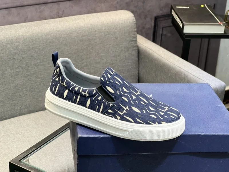 Precise copy Christian Dior Low Shoes