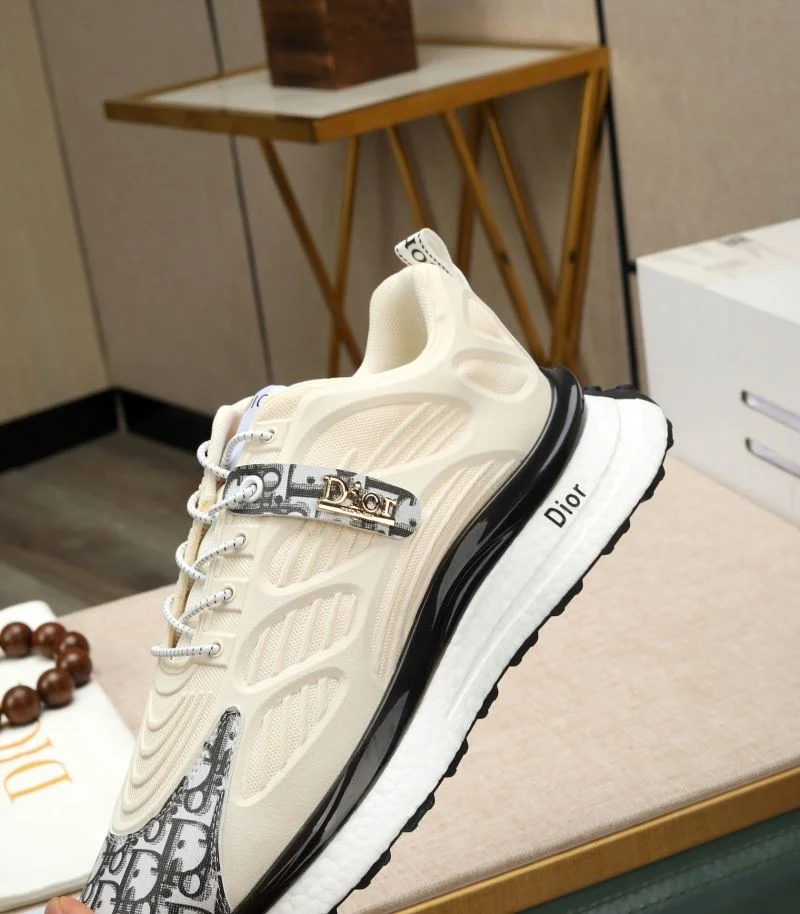 Precise copy Christian Dior Low Shoes