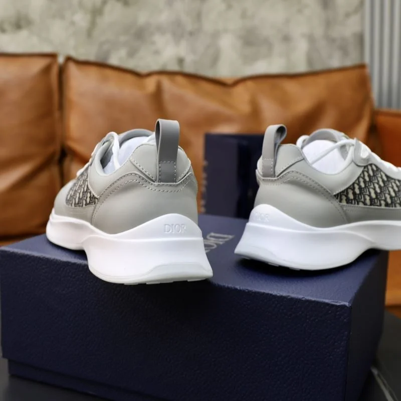 Value-priced Christian Dior Low Shoes