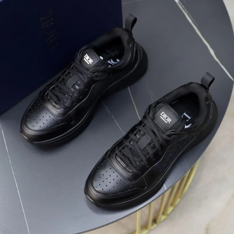 Top match Christian Dior Low Shoes
