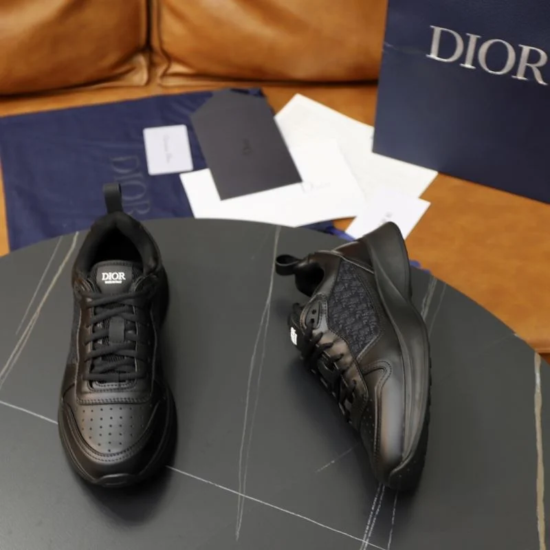 Top match Christian Dior Low Shoes