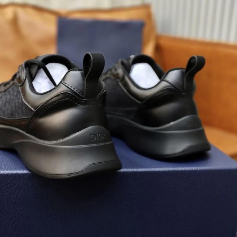 Top match Christian Dior Low Shoes