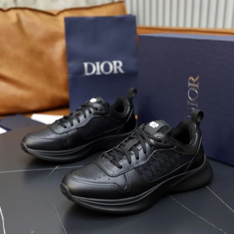 Top match Christian Dior Low Shoes