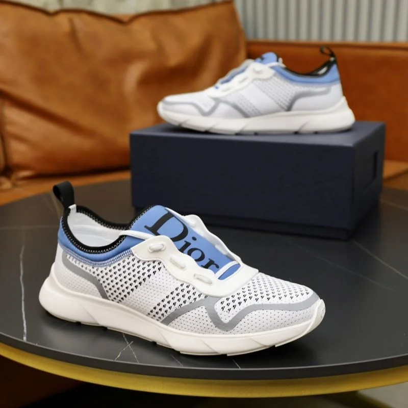 Accurate model Christian Dior Low Shoes