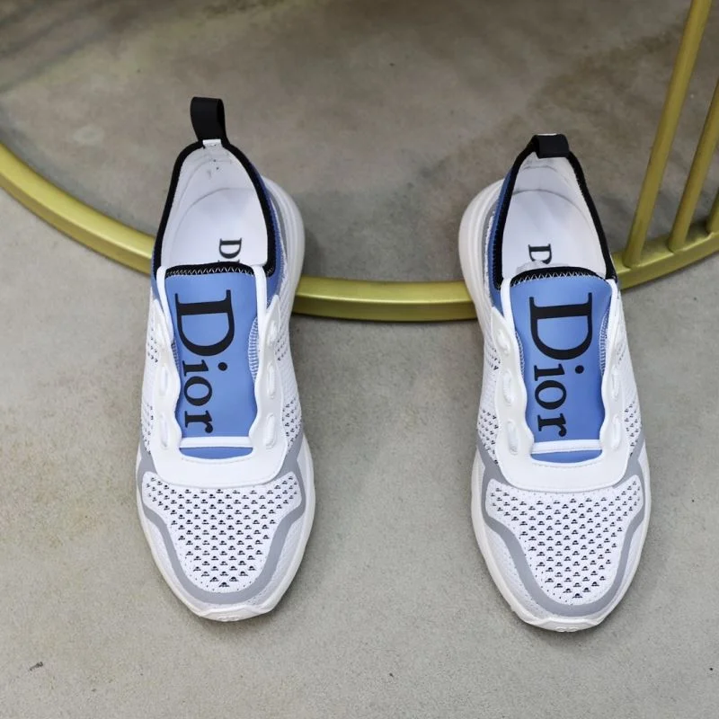 Accurate model Christian Dior Low Shoes