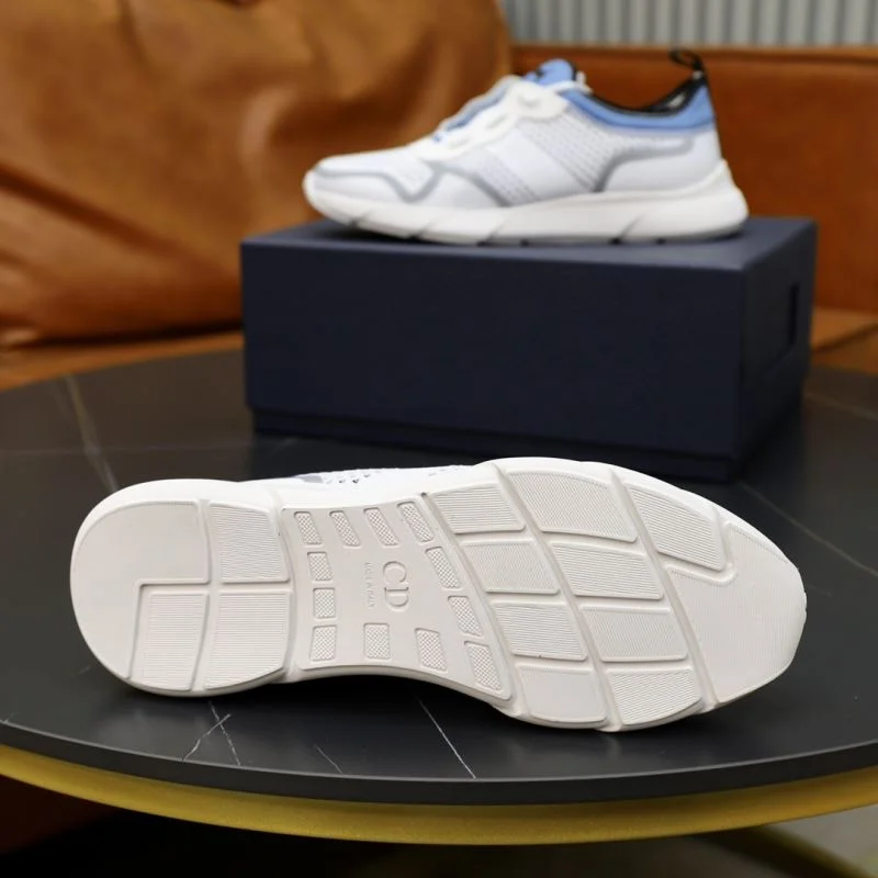 Accurate model Christian Dior Low Shoes