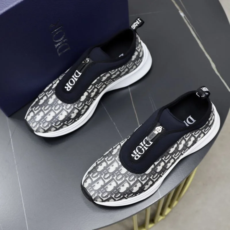 Bargain Christian Dior Low Shoes