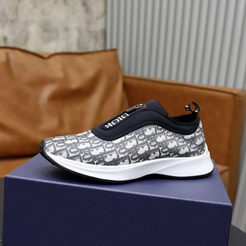 Bargain Christian Dior Low Shoes