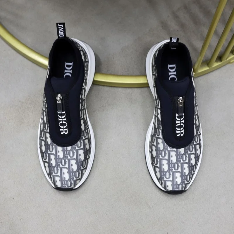 Bargain Christian Dior Low Shoes