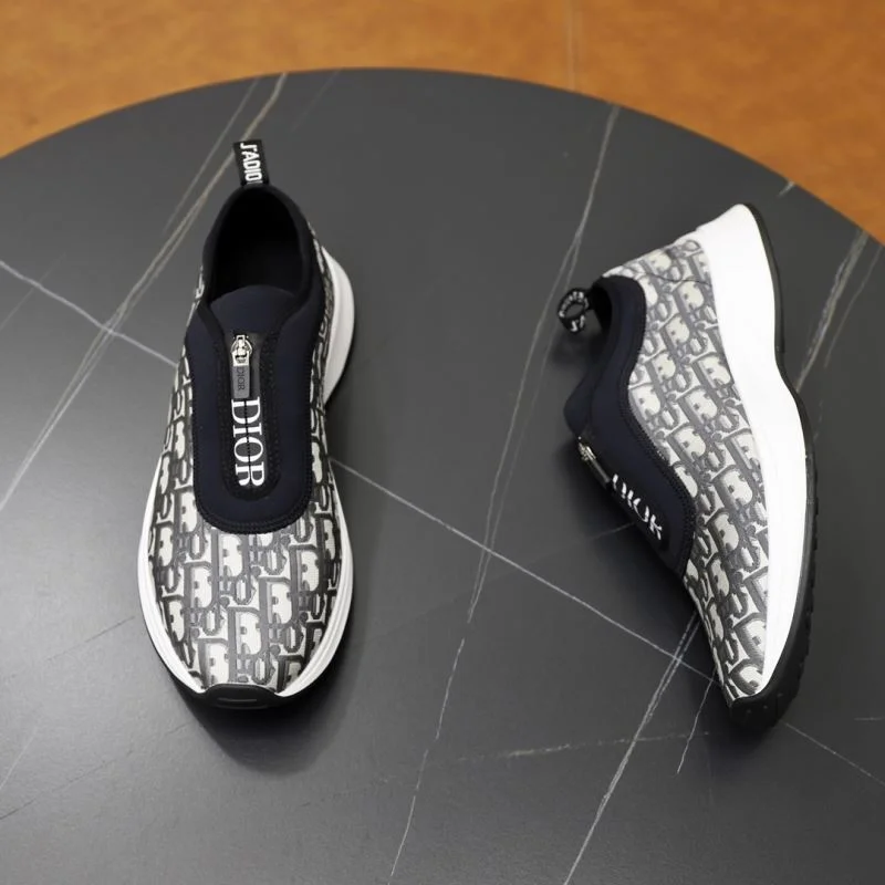 Bargain Christian Dior Low Shoes