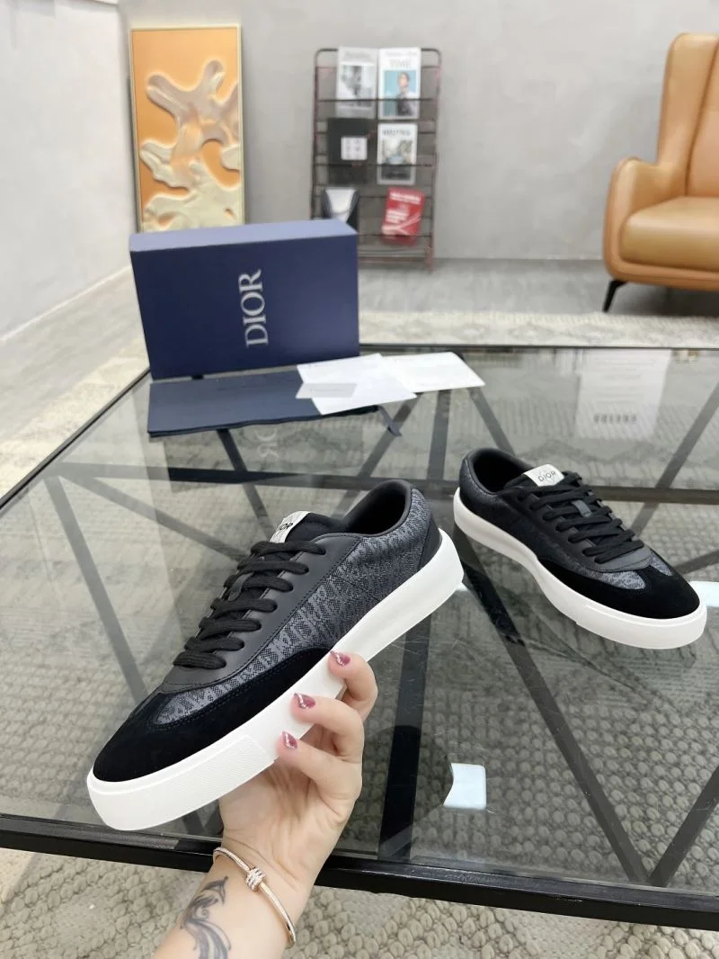 Top match Christian Dior Low Shoes