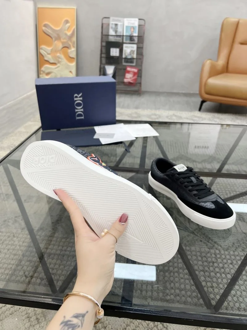 Top match Christian Dior Low Shoes