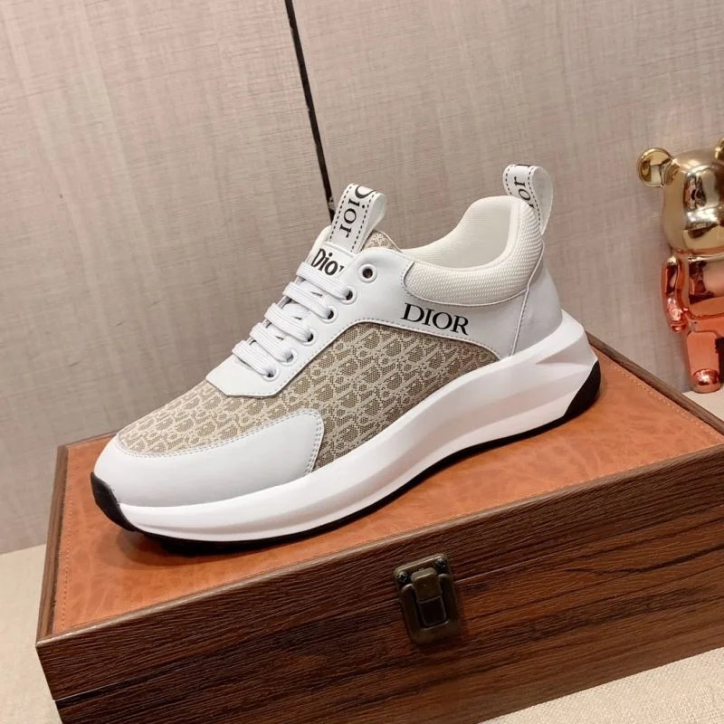 Top match Christian Dior Low Shoes