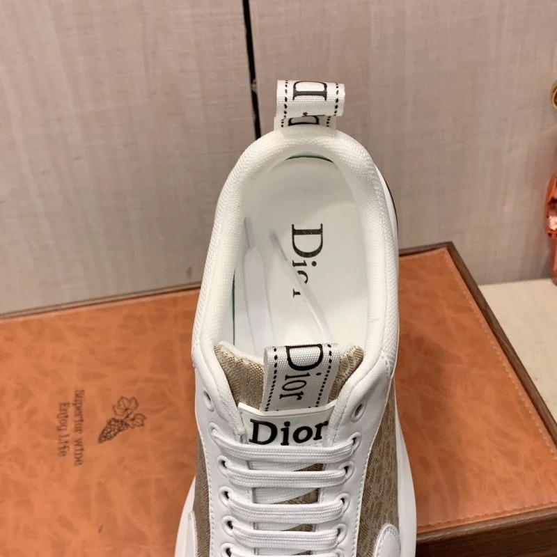 Top match Christian Dior Low Shoes
