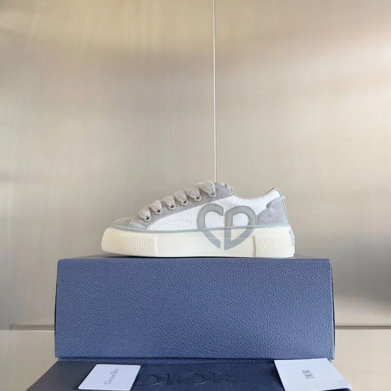 Indistinguishable Christian Dior Low Shoes