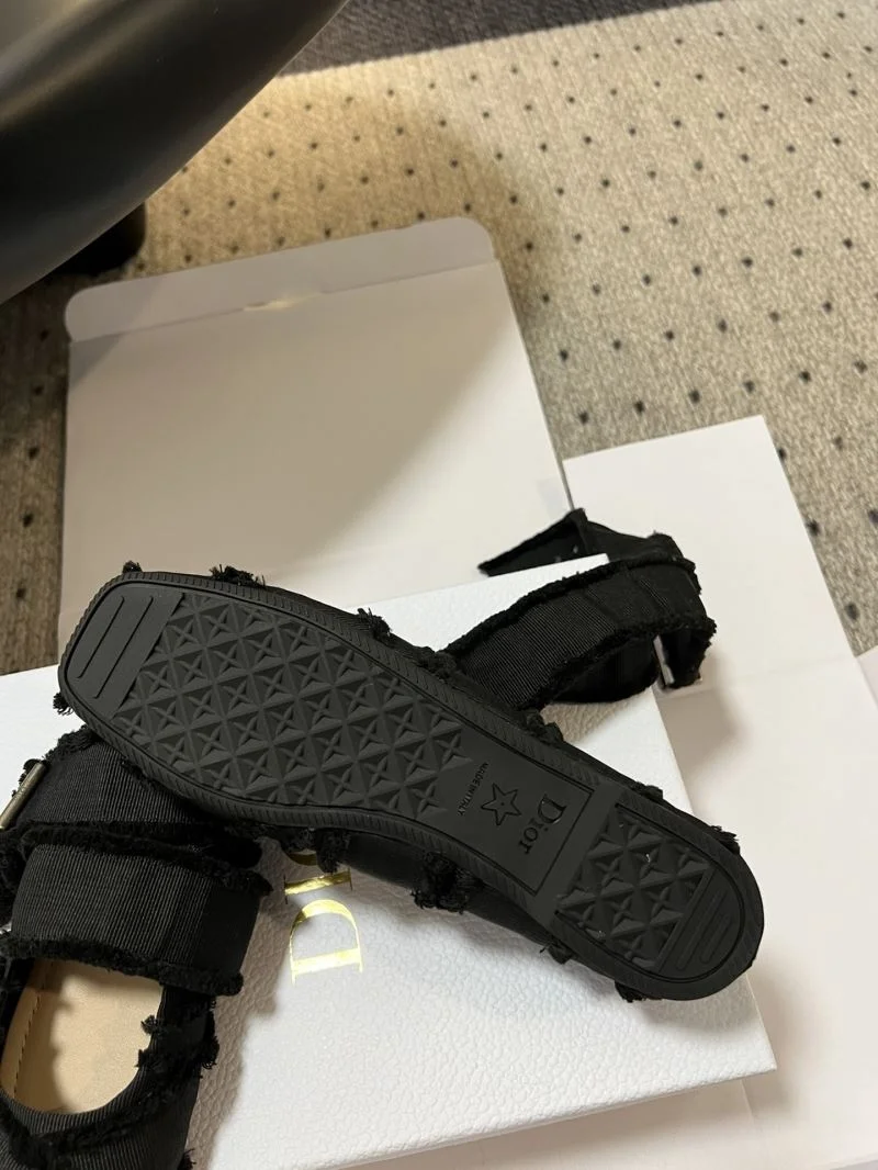 Mirror quality Christian Dior Low Shoes