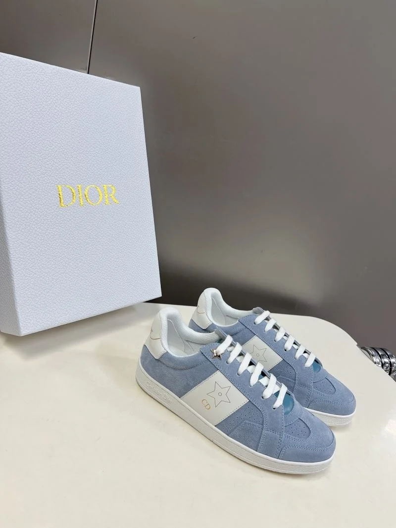 Accurate model Christian Dior Low Shoes