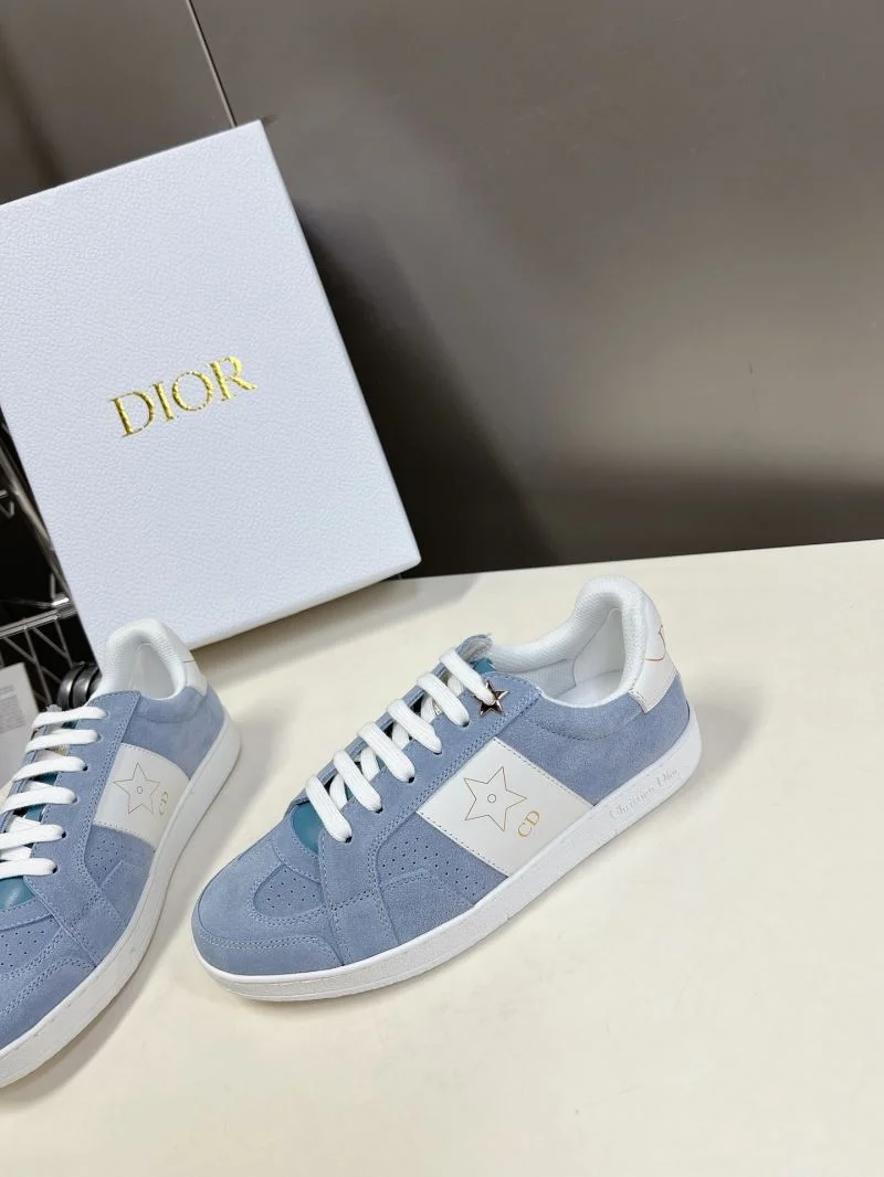Accurate model Christian Dior Low Shoes