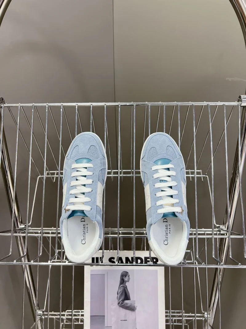 Accurate model Christian Dior Low Shoes