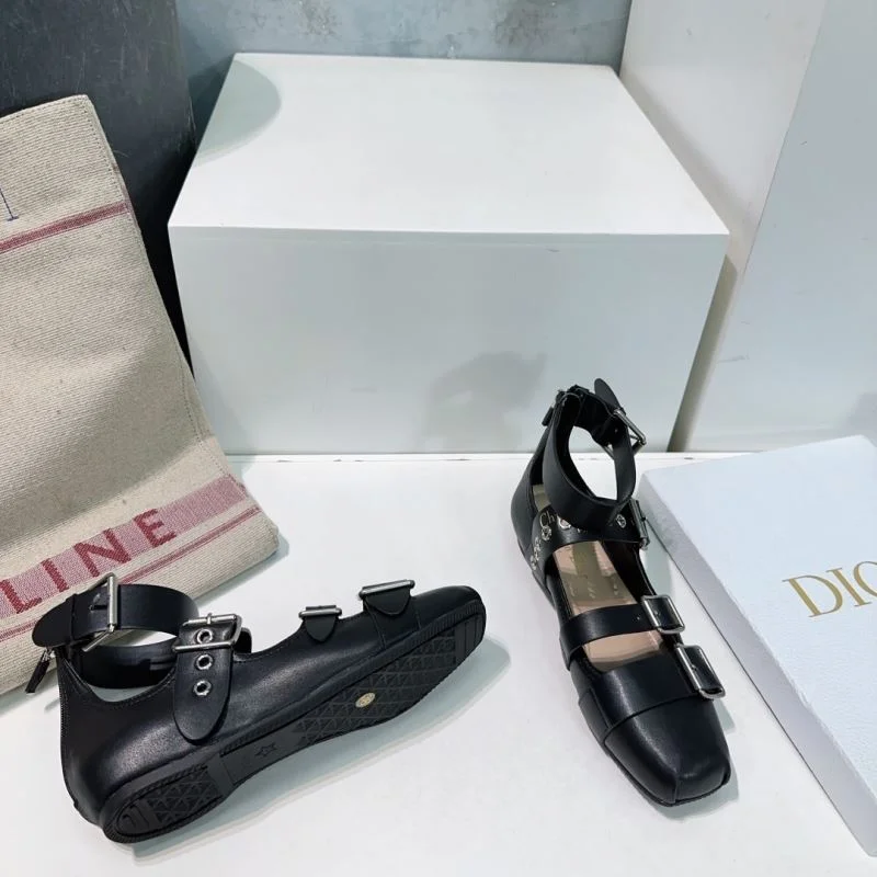 Bargain Christian Dior Low Shoes