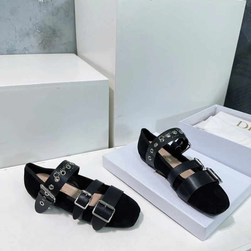 Reasonably priced Christian Dior Low Shoes