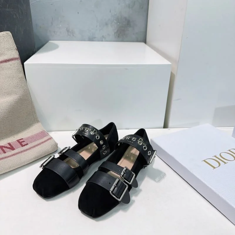 Reasonably priced Christian Dior Low Shoes
