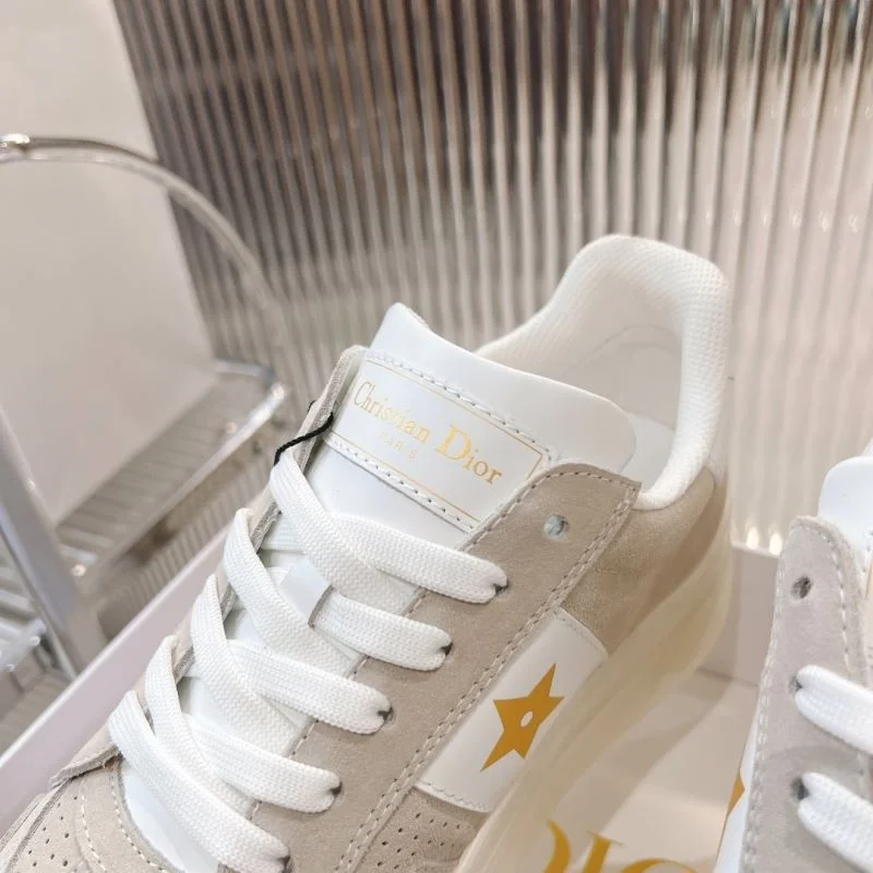 Accurate model Christian Dior Low Shoes