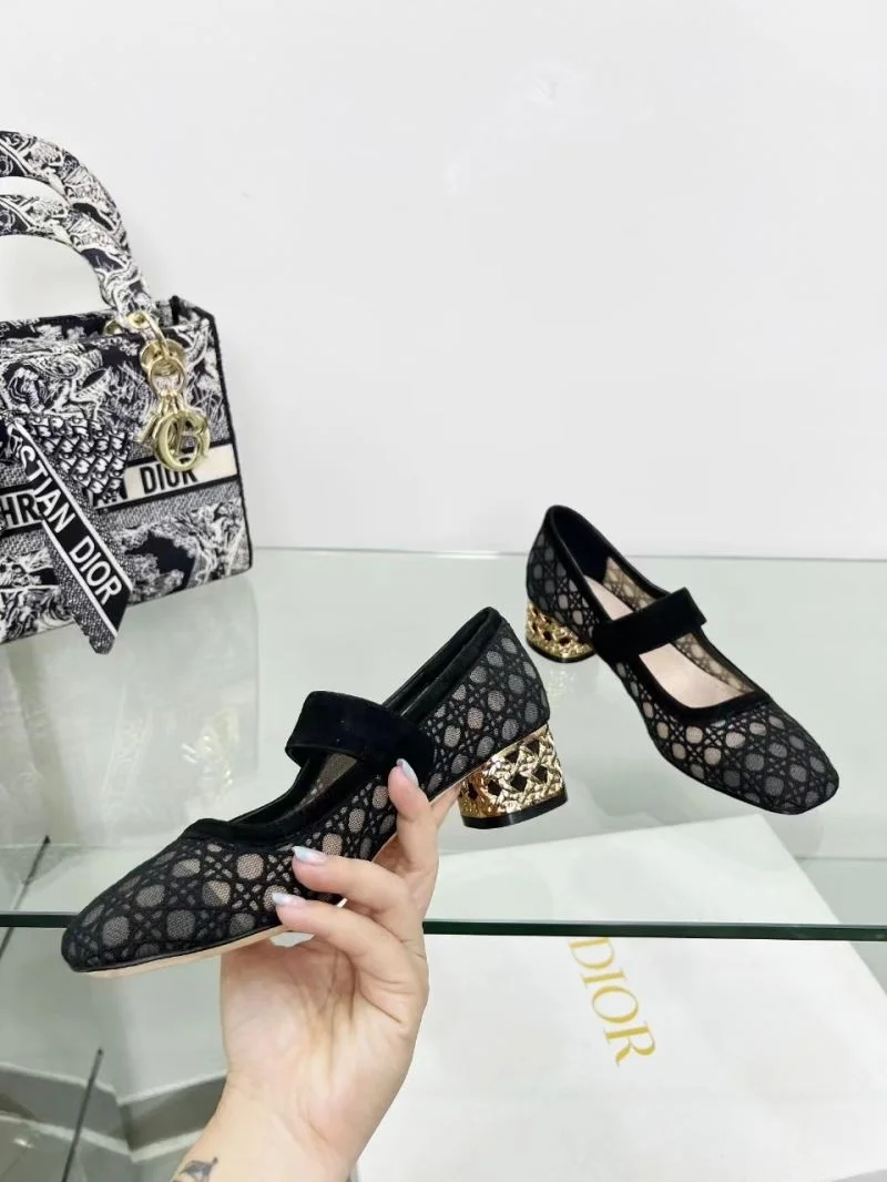 Exact replica Christian Dior Low Shoes