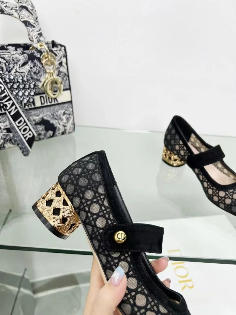 Exact replica Christian Dior Low Shoes