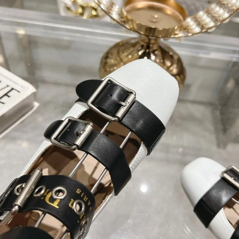 Inexpensive Christian Dior Low Shoes