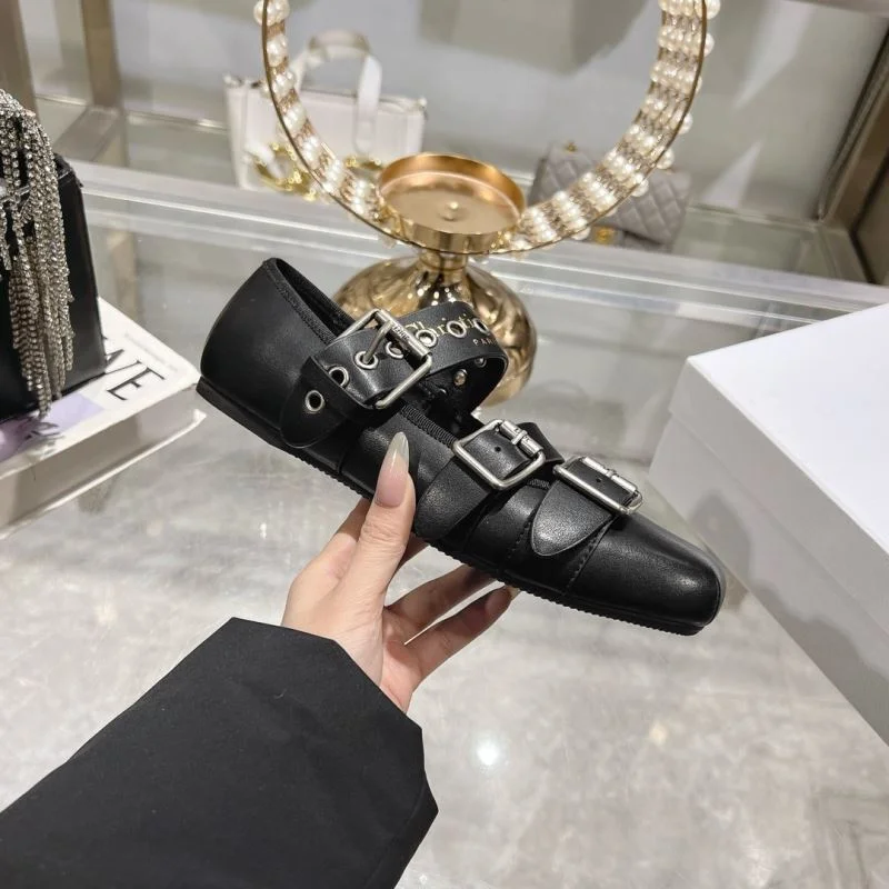 Reasonably priced Christian Dior Low Shoes