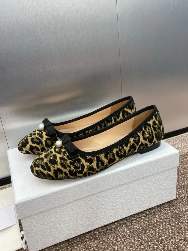 Indistinguishable Christian Dior Low Shoes